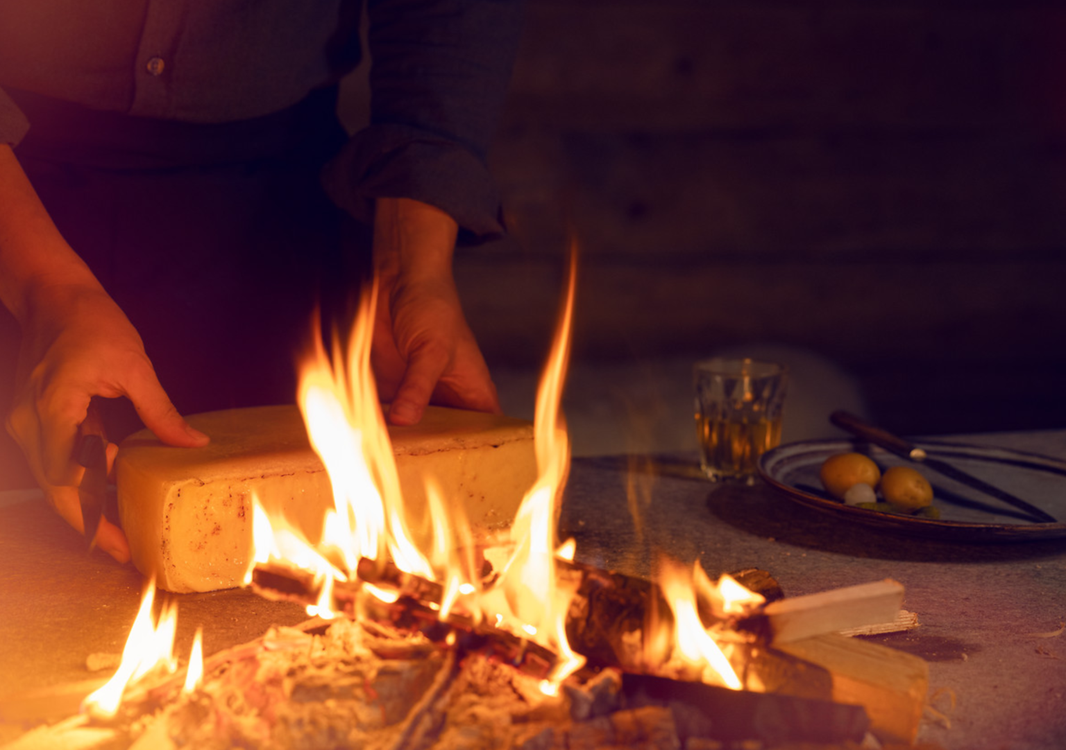 Raclette – einer der ältesten Walliser – SENNEREIGENOSSENSCHAFT GRENGIOLS